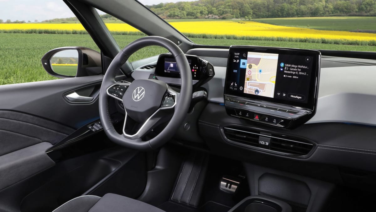 VW ID.3 Pro (2024) im Test: Was macht er jetzt besser? - kicker