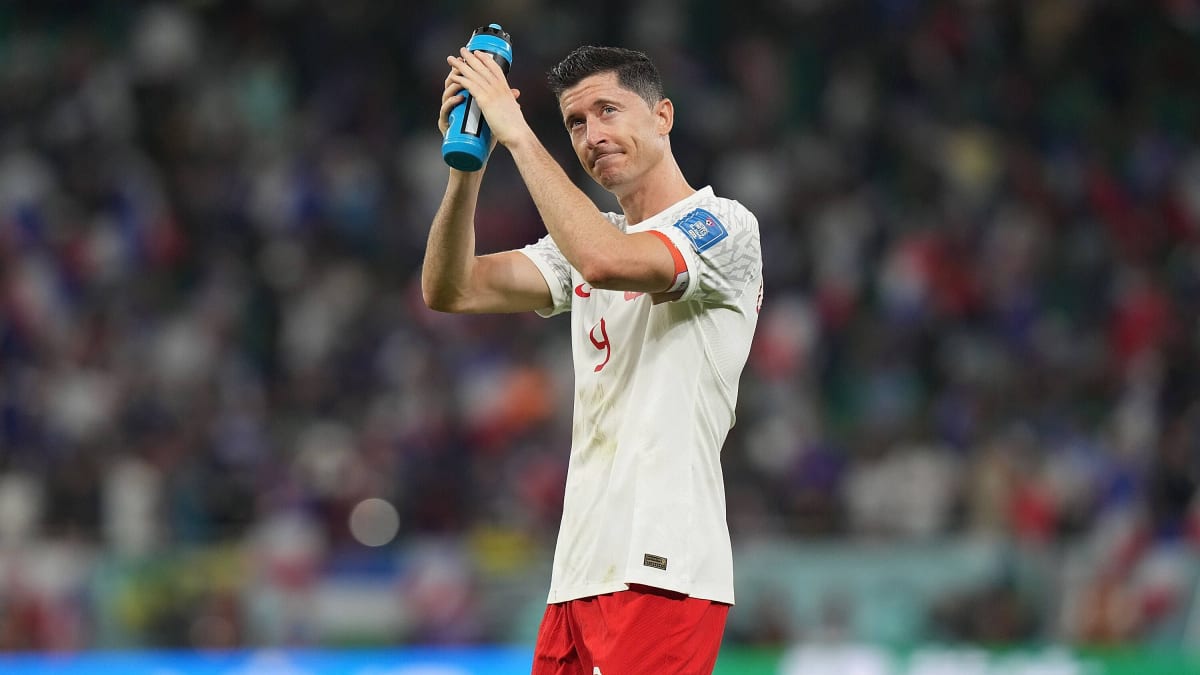 WM 2022 | Michniewicz versichert: Kein Zoff mit Lewandowski - kicker