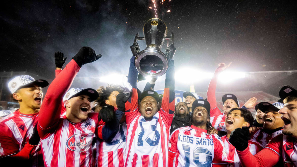 Kanada | Fallrückzieher im Frost: Ottawa holt Titel im Schneechaos - kicker