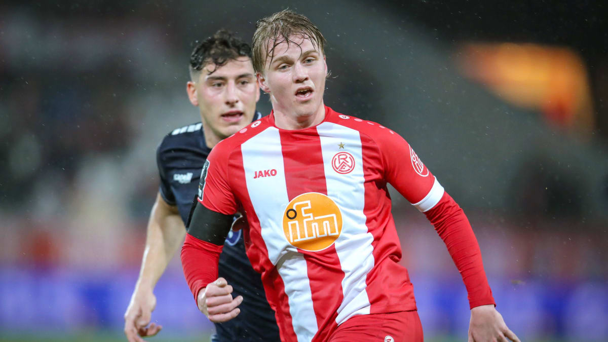 Rot-Weiss Essen: Götze und "ein bisschen Spiel mit dem Feuer" - kicker