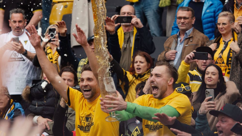 So feiert Alemannia Aachen den Aufstieg - kicker