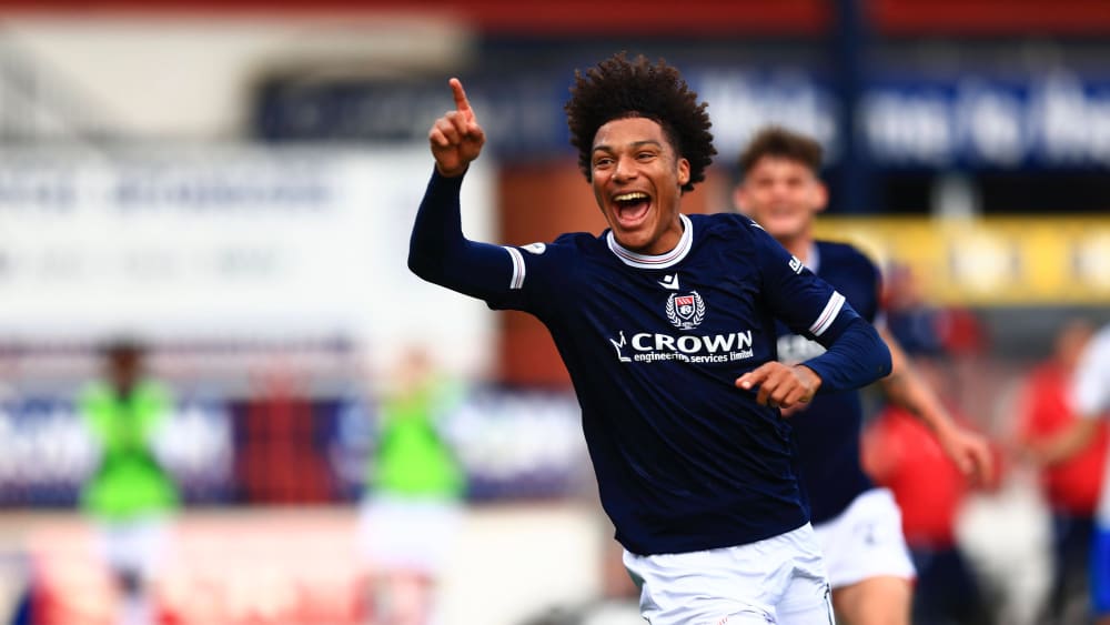 Adewumi: "Als Fußballfreak passe ich genau hierher" - kicker