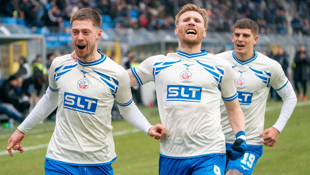 Mit Video: 4:0 in Mannheim: Rostock setzt Ausrufezeichen im ...