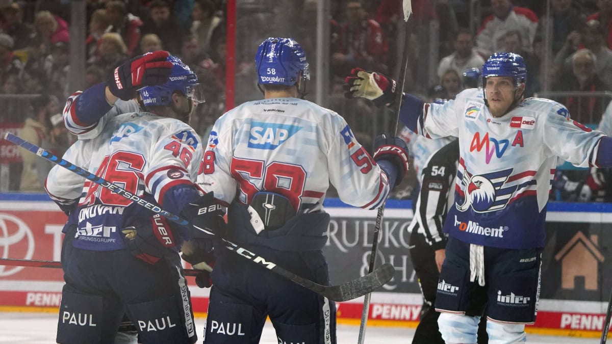 Entscheidung in Spiel 6: Mannheim und München erreichen Halbfinale - kicker