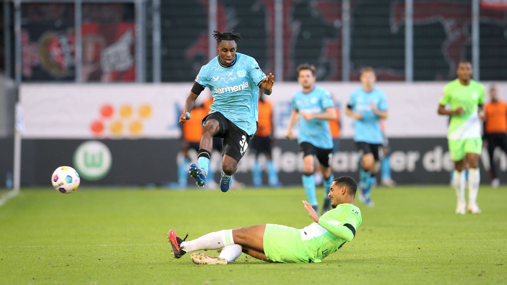 Neun Zweier und mal wieder Frimpong: Die kicker-Elf des 8. Spieltags ...