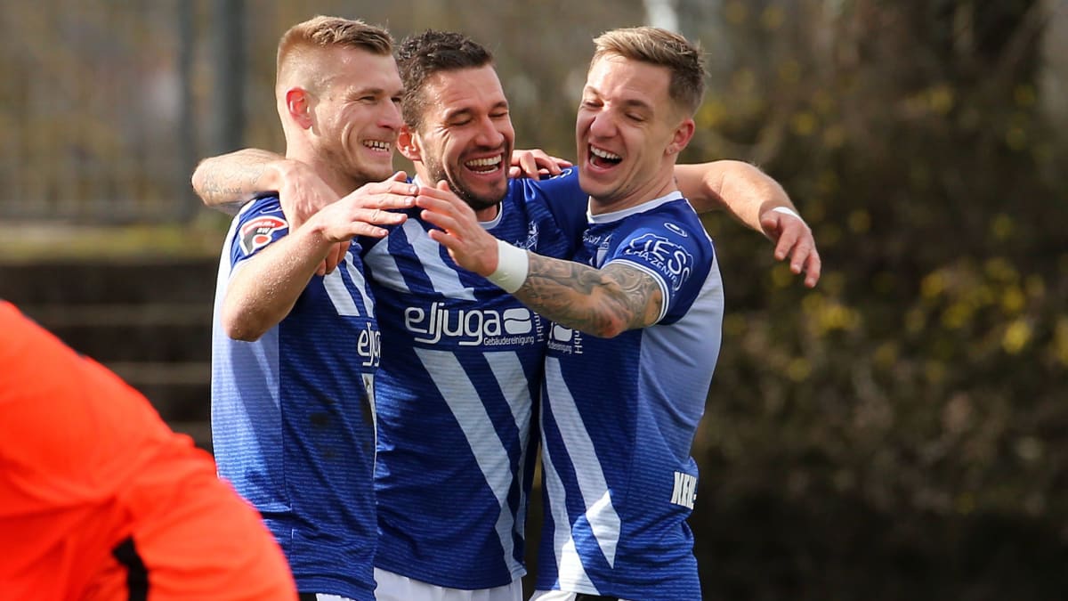 SGV Freiberg jetzt dreistellig - 1:0 für Stuttgarter Kickers - kicker