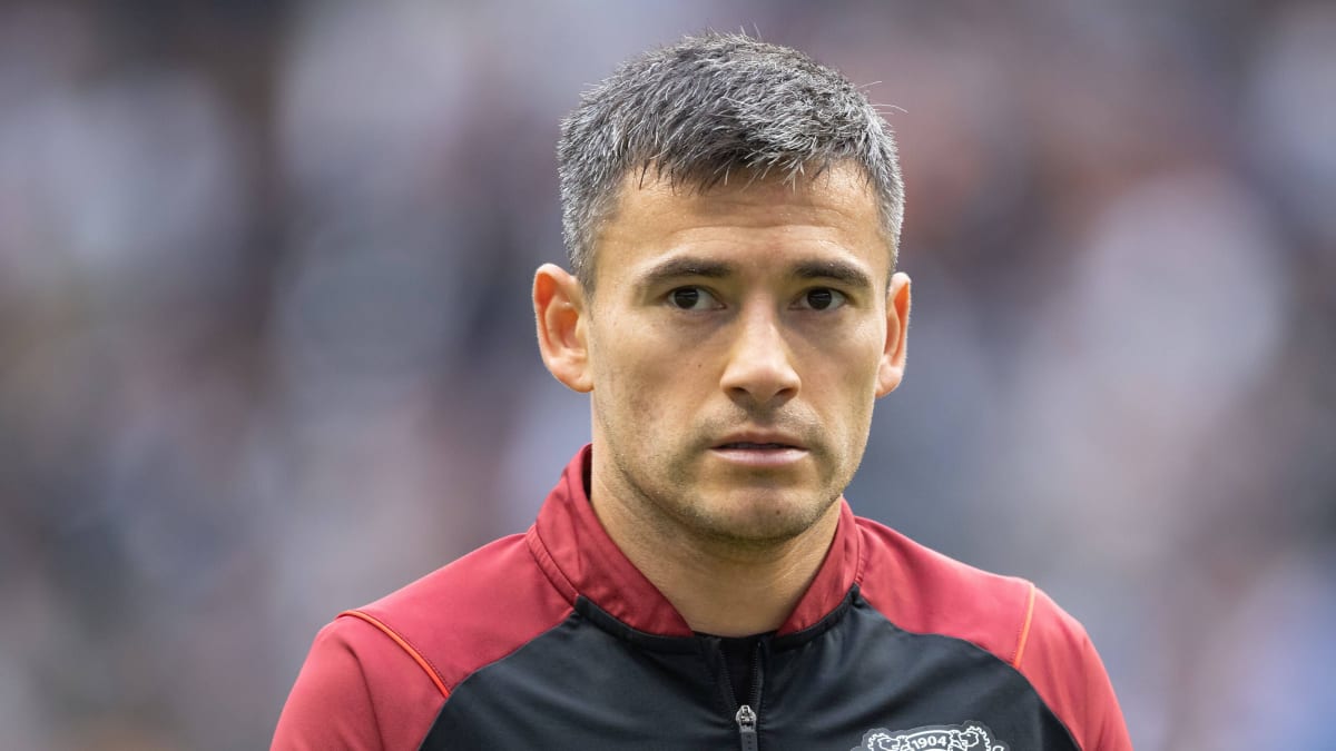 Leverkusen: Rolfes rechnet nicht mit Charles Aranguiz - kicker