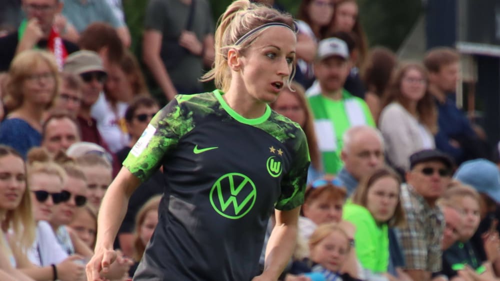 Kathrin Hendrich unterschreibt bis 2025 beim VfL Wolfsburg - kicker