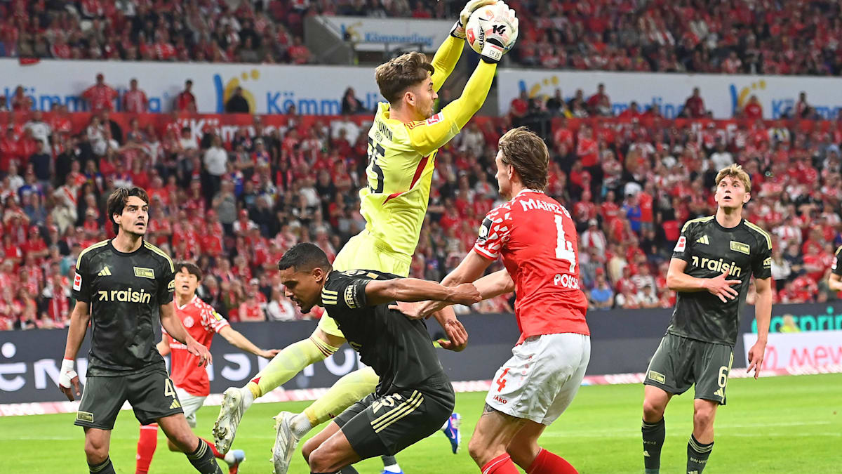 "Ohne Bedenken": Union verlängert mit Torwart Klaus - kicker