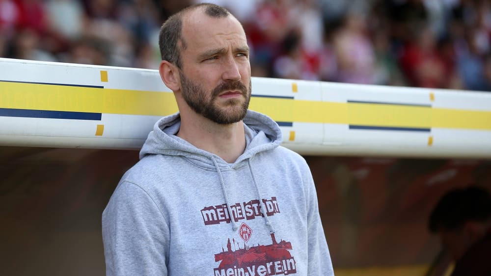 Würzburger Kickers: Neumann bleibt Sportdirektor - kicker