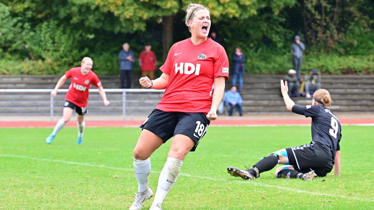 Anna-Lena Füllkrug auf den Kanonen-Spuren ihres Bruder - kicker