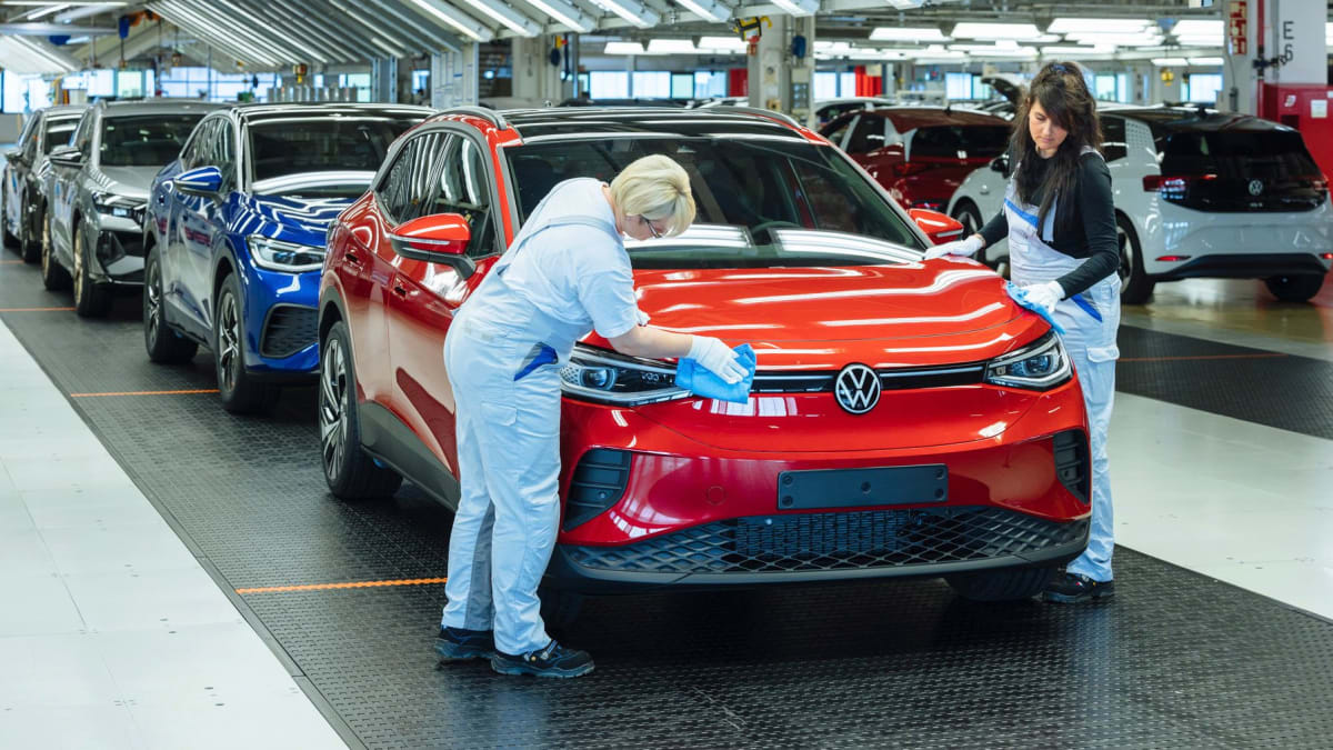 Umweltbonus für Elektroautos: Zu wenig Geld im Fördertopf? - kicker