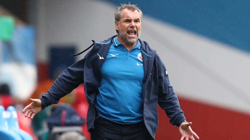 Hansa Rostock: Hollerbach moniert "zwei Fehlentscheidungen" - kicker