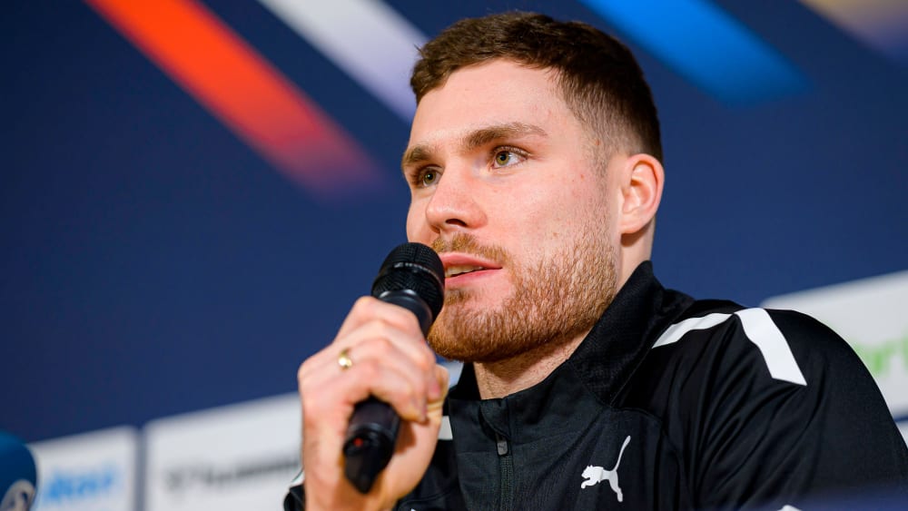 Handballer vor "Wahnsinnsspiel" gegen Serbien - Warnung vom Kapitän ...