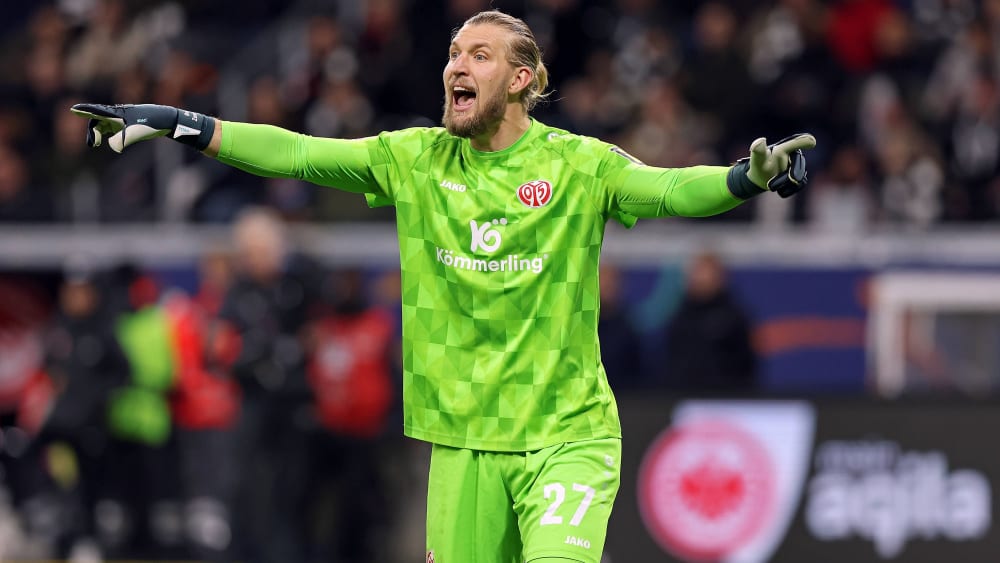 "Bricht uns das Genick": Genervter Zentner rechnet ab - kicker