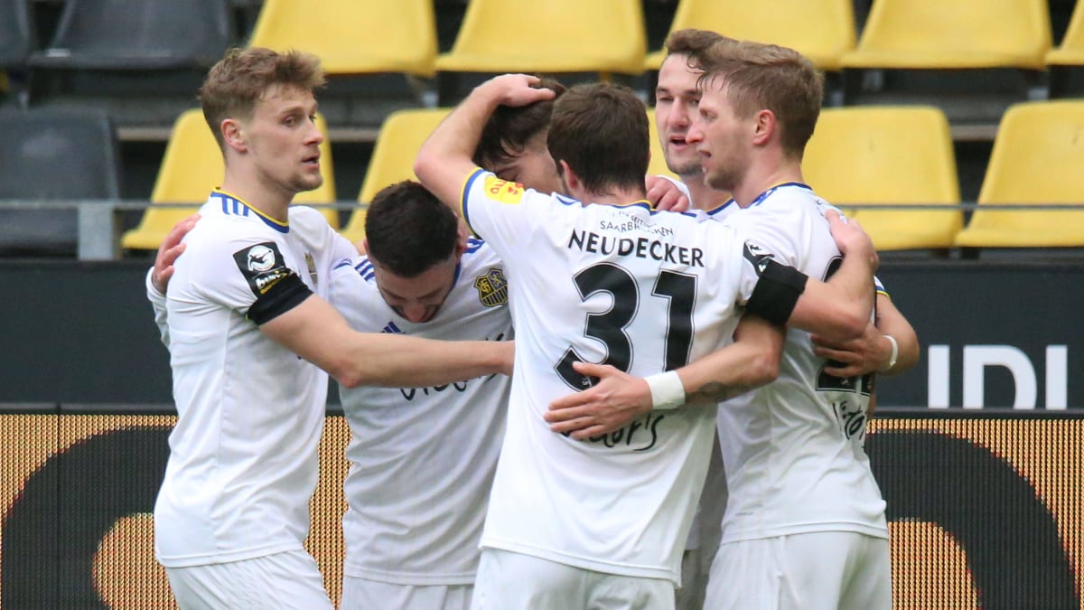 Neudecker entscheidet: Saarbrücken dreht Partie in Dortmund - kicker