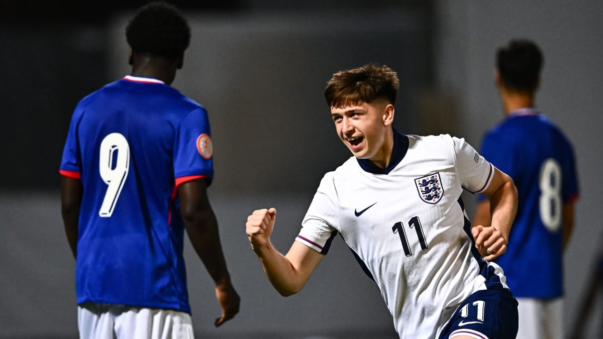 U-17-EM: Doppelpacker Moore führt England zum Kantersieg - kicker