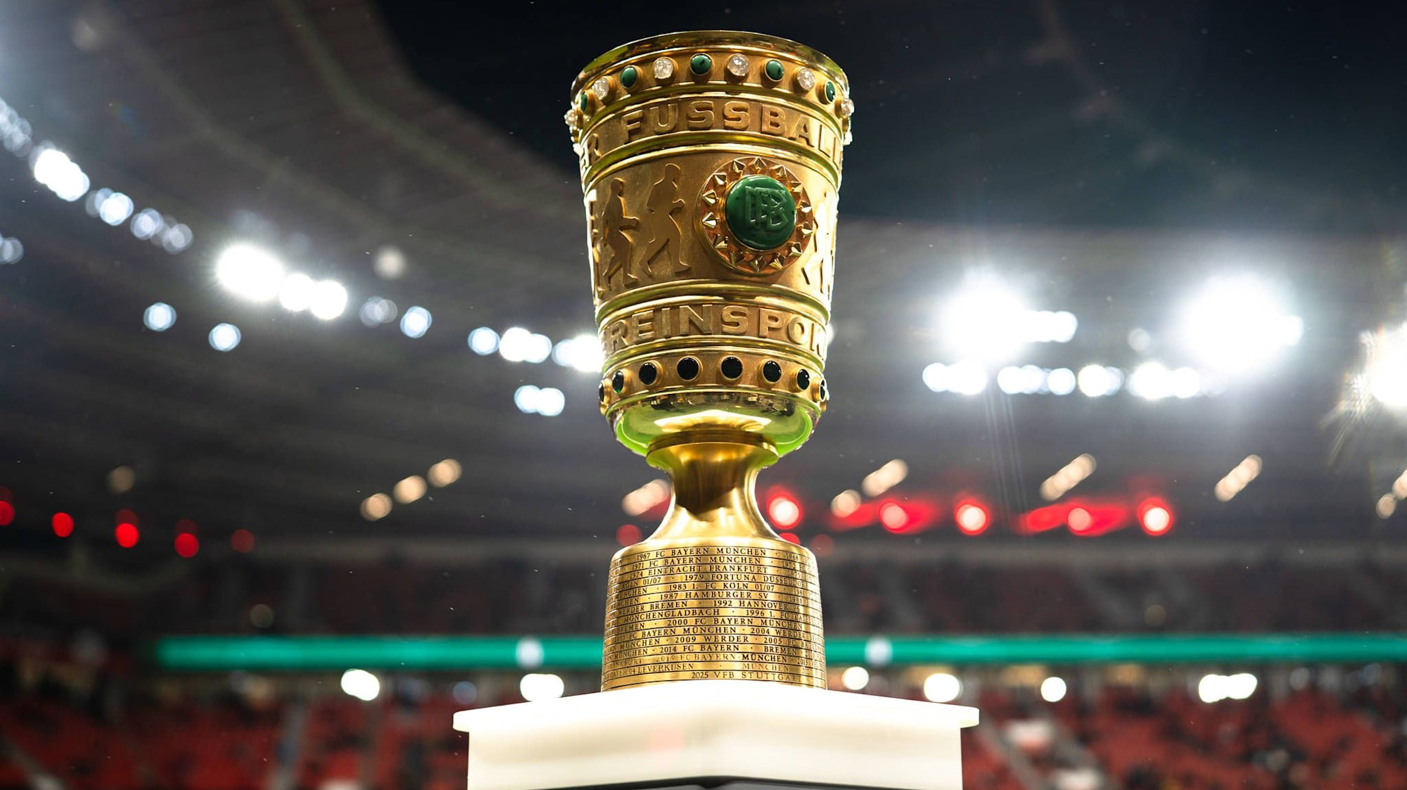Bilder | Bayer 04 Leverkusen - FC St. Pauli 3:0 | Viertelfinale | DFB ...