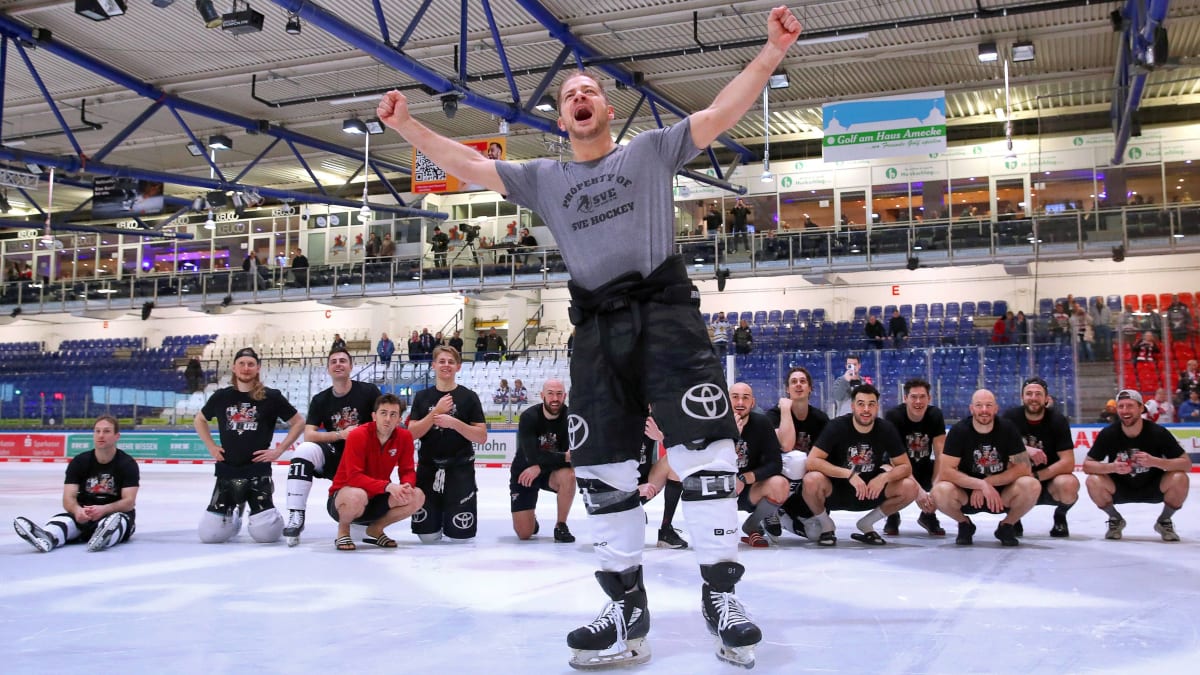 DEL: Müller feiert "unvergesslichen Abend" beim 1000. Spiel - kicker