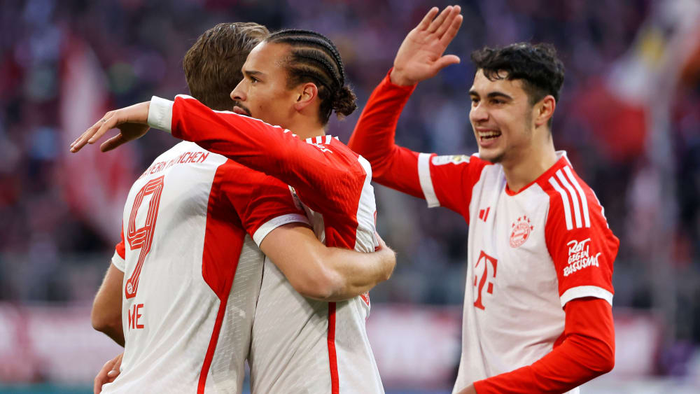 Pavlovic nach Premiere "dankbar" - Sonderlob von Neuer - kicker