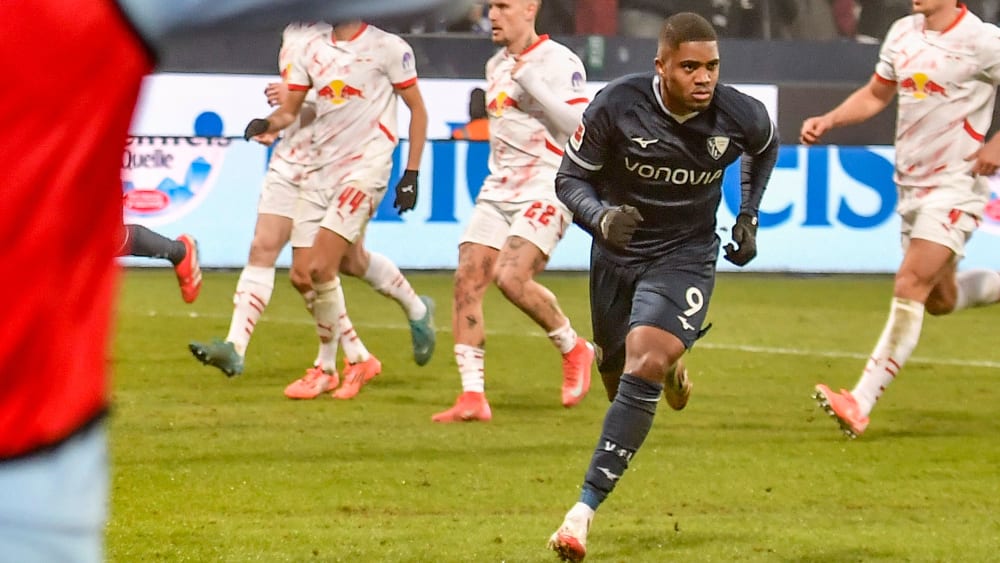 Dank Boadus Hattrick: Bochum punktet nach 0:3 gegen Leipzig - kicker