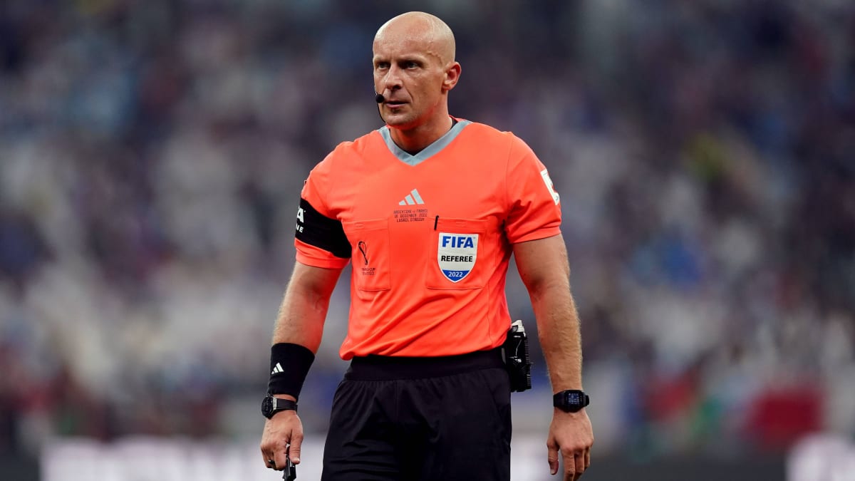 Schiedsrichter Marciniak auf dem Niveau von Messi und Mbappé - kicker