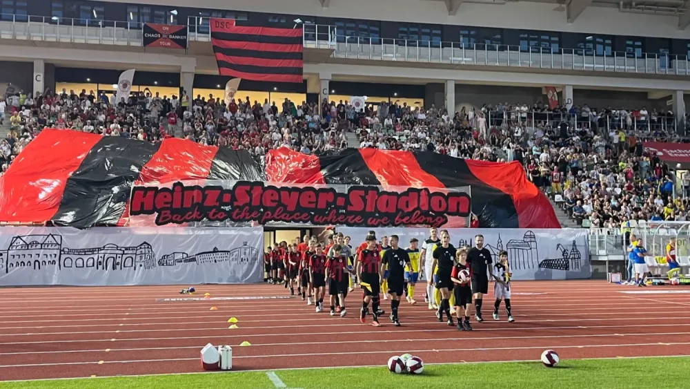 Dresdner SC spielt erstmals im neuen Heinz-Steyer-Stadion - kicker
