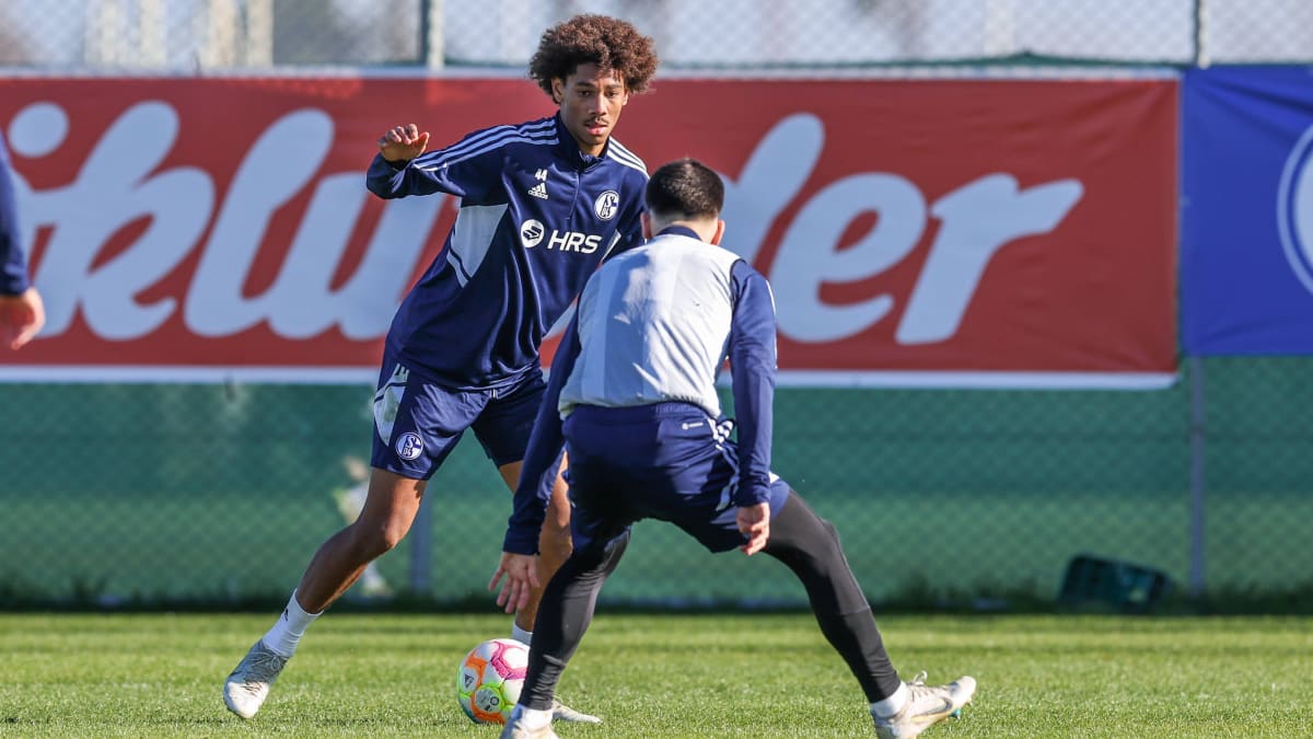 Sidi Sané will raus aus dem Schatten seines Bruders Leroy - kicker Sidi Sané will raus aus dem Schatten seines Bruders Leroy - kicker