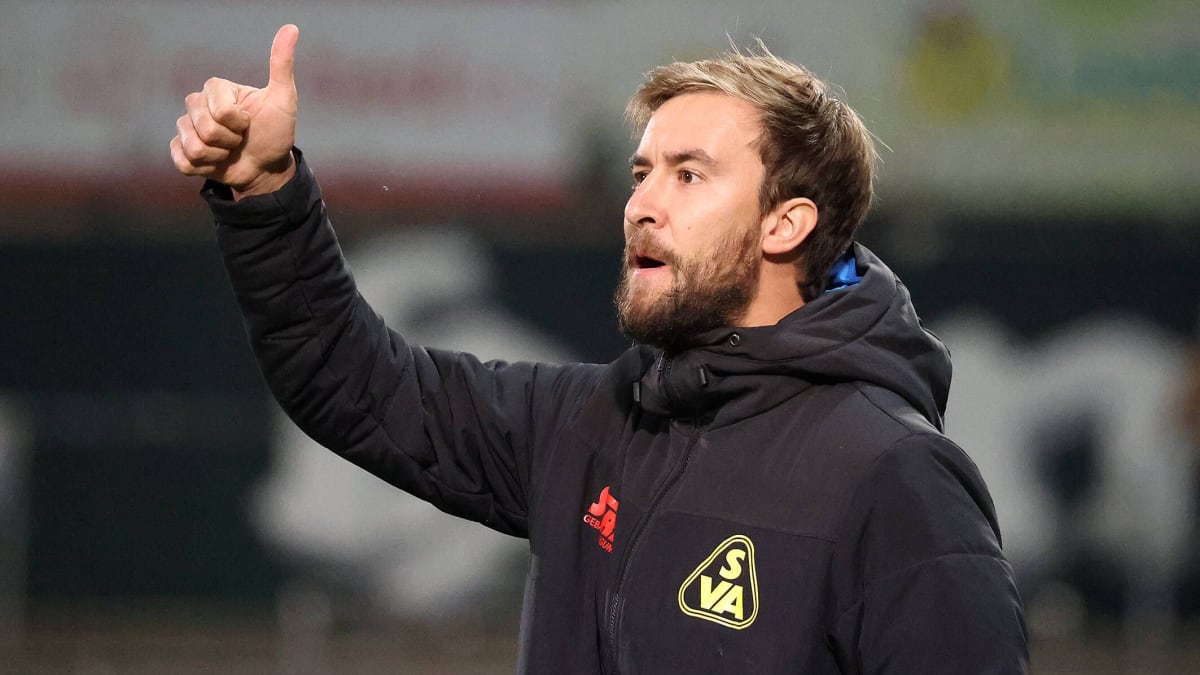 Delmenhorst-Trainer Riebau: "Ich bin hier super aufgehoben" - kicker