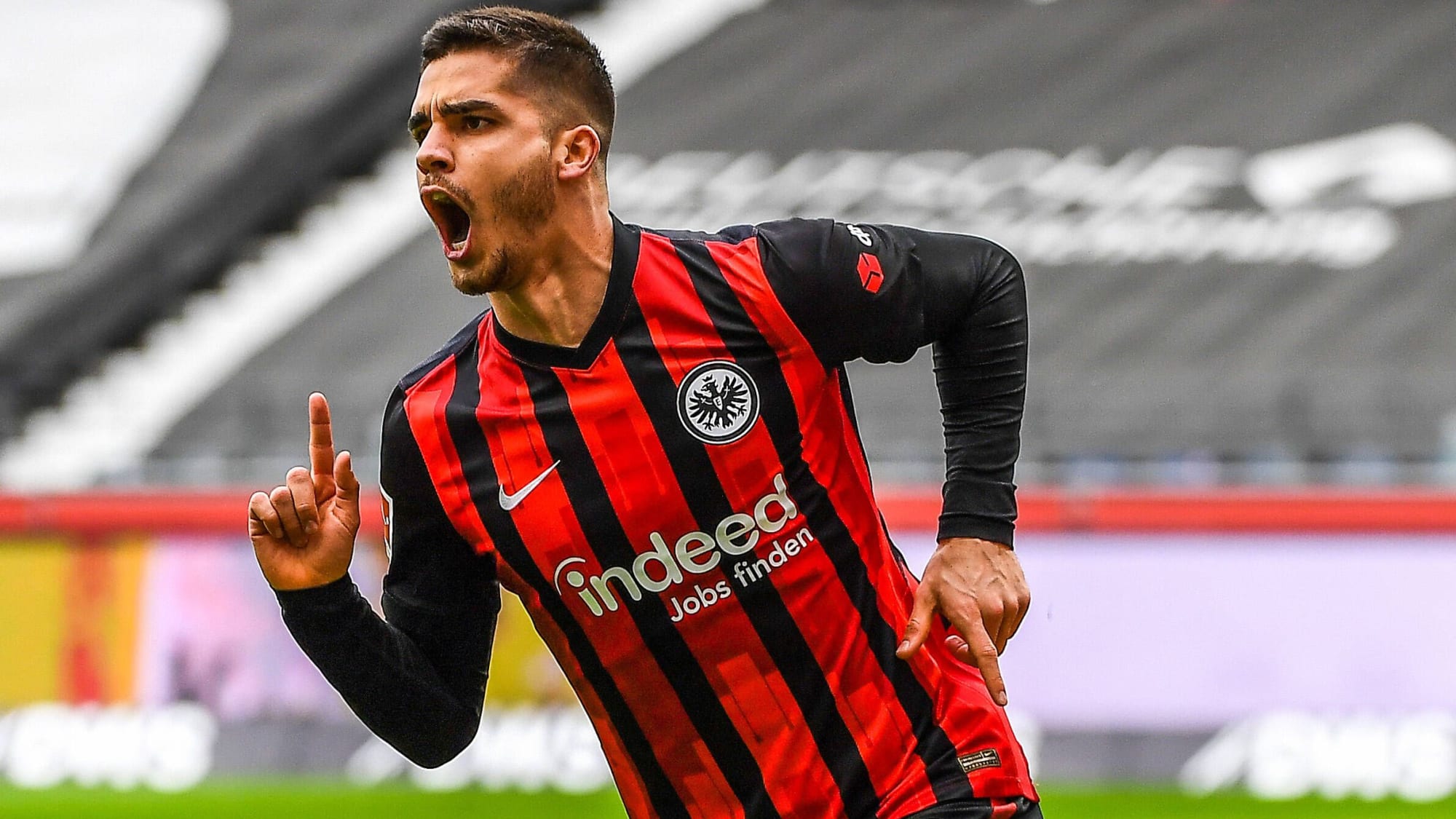 Hölzenbein auf Platz 1: Rekordtorschützen von Eintracht Frankfurt - kicker