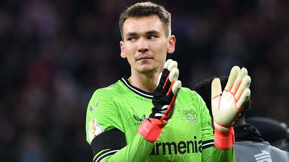 Fast Held, fast Depp: Matej Kovar bei Bayer 04 Leverkusen - kicker