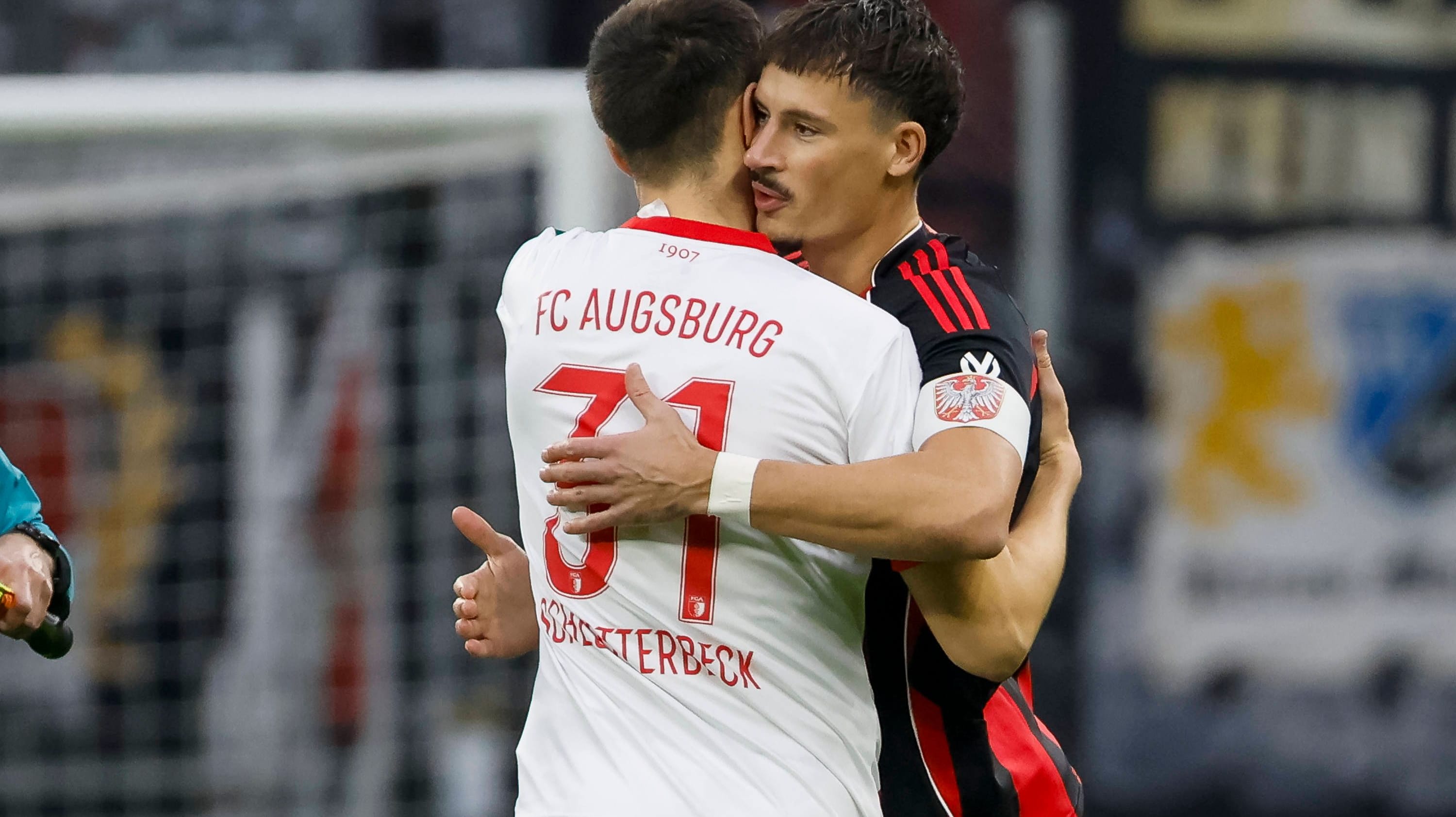 Liveticker | Eintracht Frankfurt - FC Augsburg 1:0 | 14. Spieltag ...