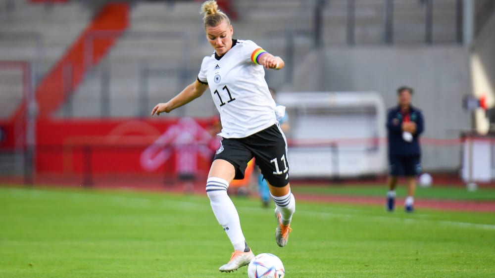 Alexandra Popp: "Wir können Europameister werden" - kicker