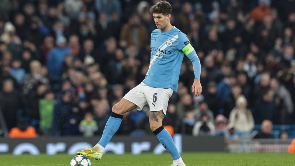 Zwei glatte City-Fünfer, bärenstarker Flekken: Die Noten zum Bayer-Coup in Manchester - kicker