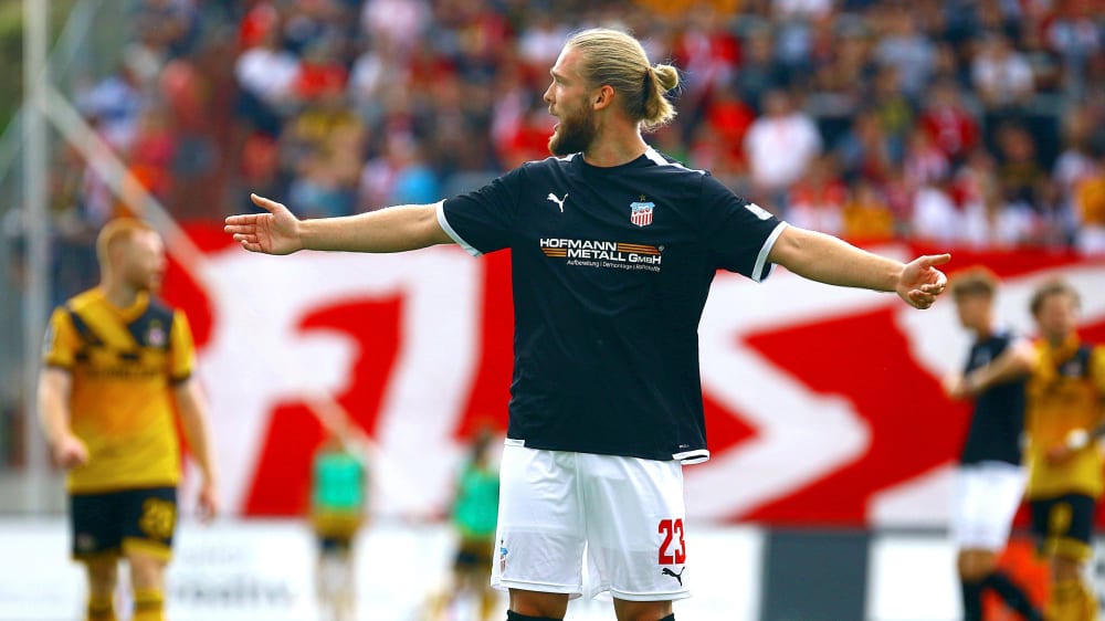 Klubs in der Krise: Wie starten Zwickau und Chemnitz? - kicker