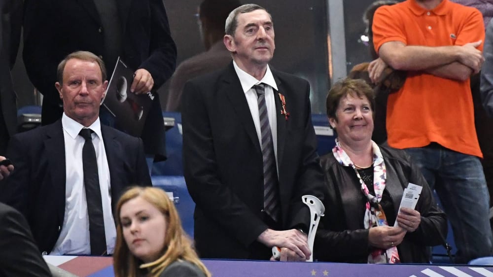 Daniel Nivel kommt zum DFB-Länderspiel gegen Frankreich - kicker