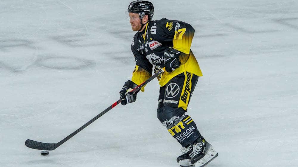 Newton nicht zu stoppen: Krefeld erspielt sich den Aufstiegs-Matchpuck ...
