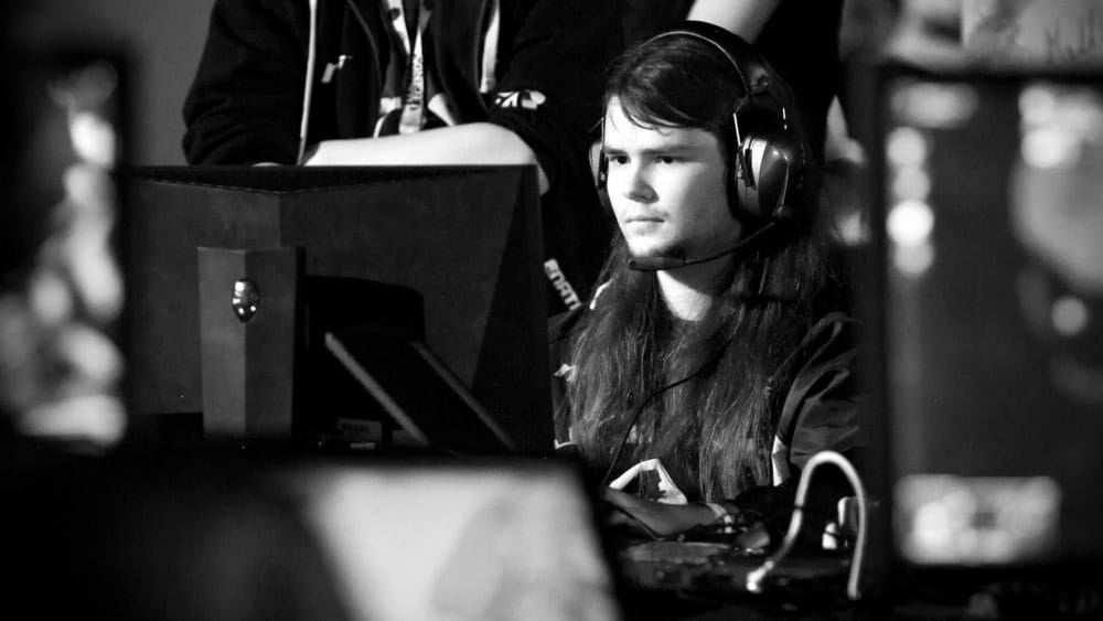 "Eine Legende verloren": LoL-Weltmeister 'Shushei' ist tot - kicker