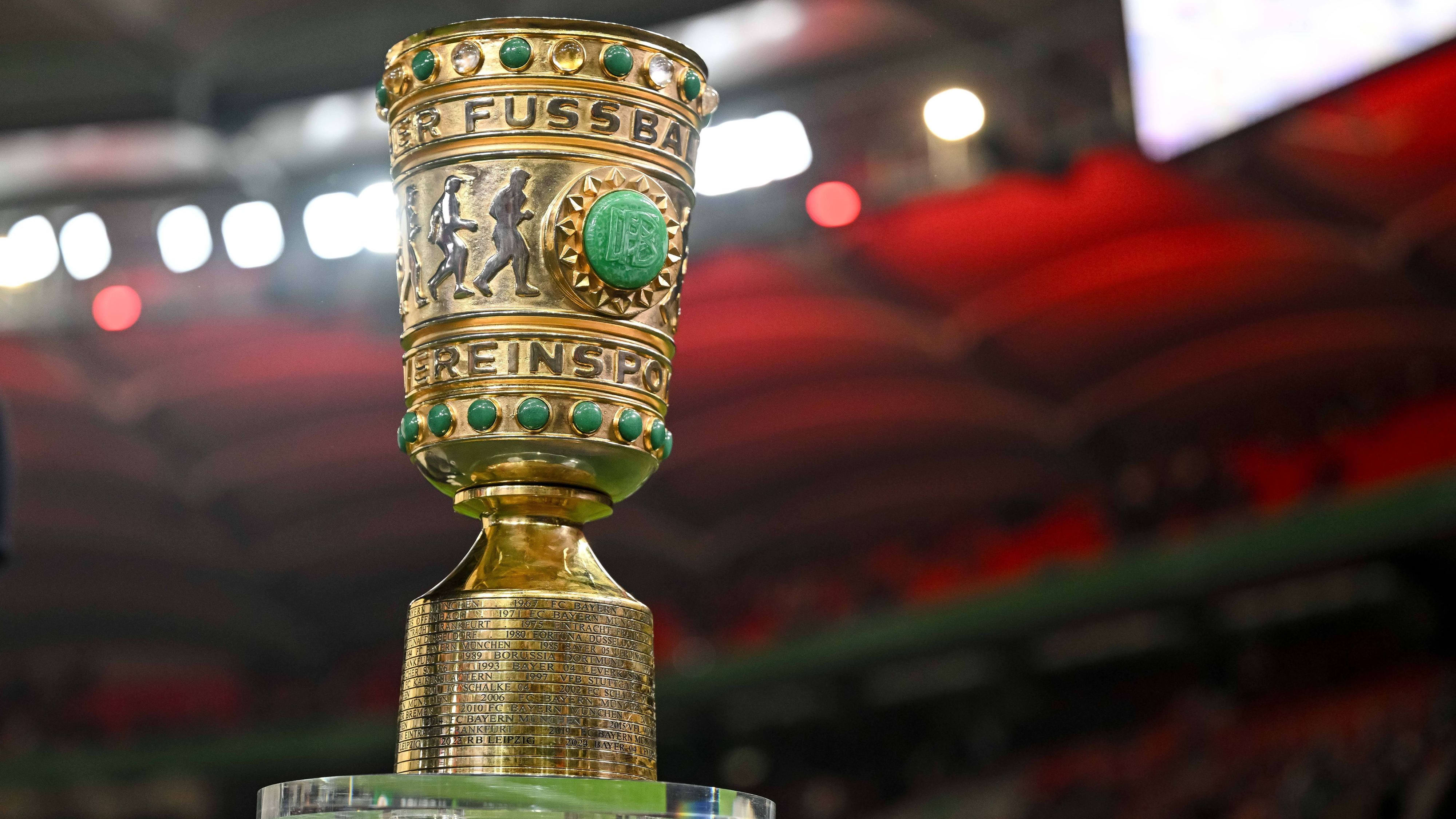 Liveticker | VfB Stuttgart - FC Augsburg 1:0 | Viertelfinale | DFB ...