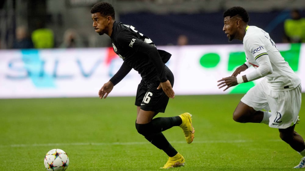 Wer spielt auf links? Pellegrini bleibt ein Fremdkörper, Knauff vor ...