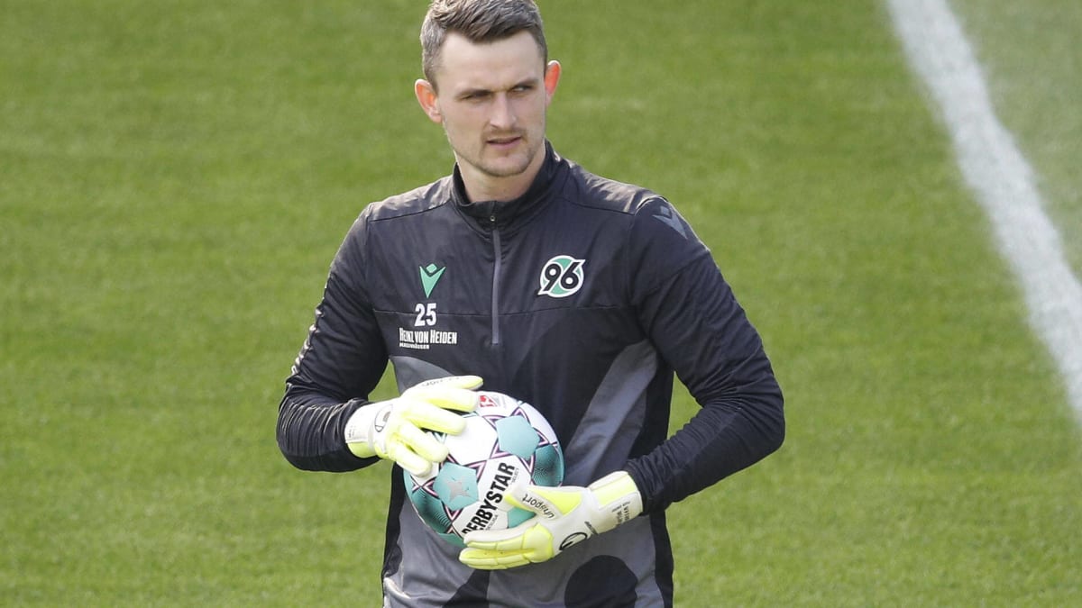 Wechsel im Tor: Hansen übernimmt im Saisonendspurt - kicker