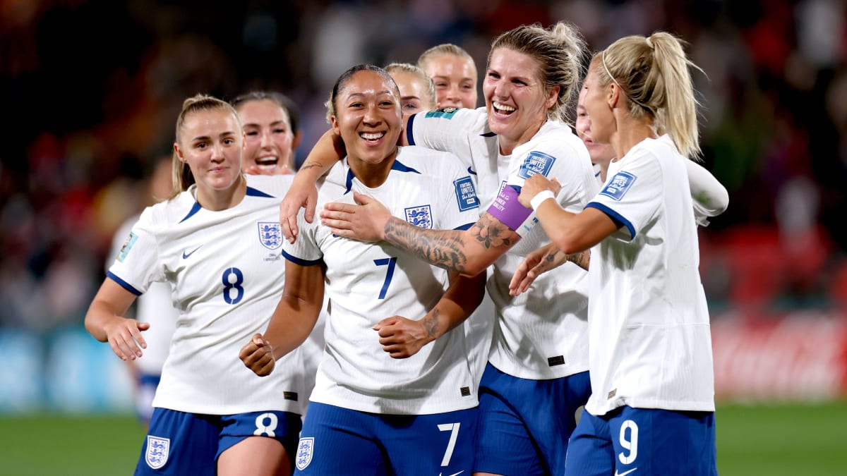 England überrollt passives China und feiert Gruppensieg - kicker