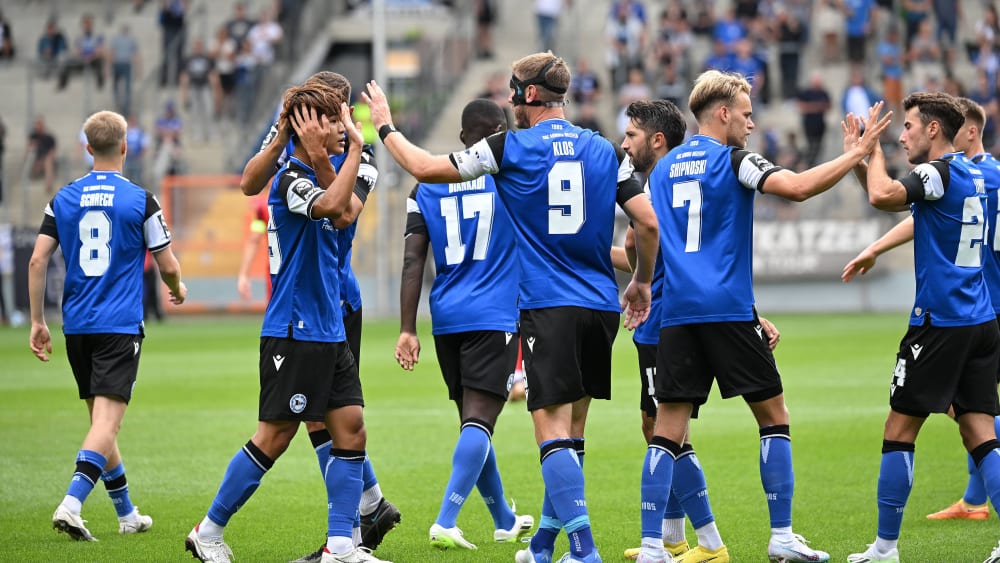 Resonanz stimmt: Arminia verkauft fast so viele Dauerkarten wie in Liga ...