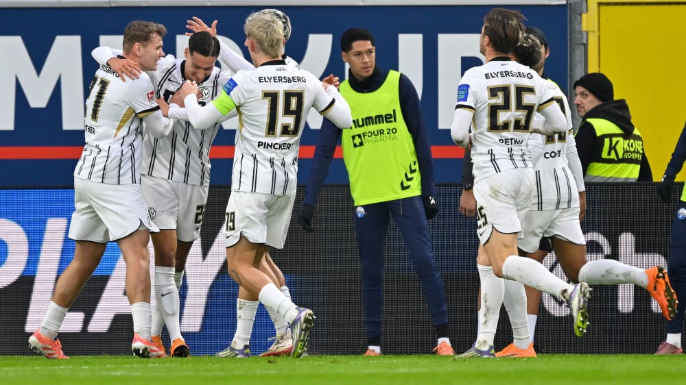 Weltklasse-Wechsel, Rot, VAR-Einsatz: Elversberg klaut SCP Rang 2 - kicker