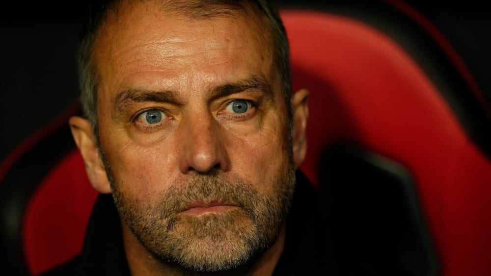 "Unglaublich, was hier passiert": Flick nimmt Referees in Schutz - kicker