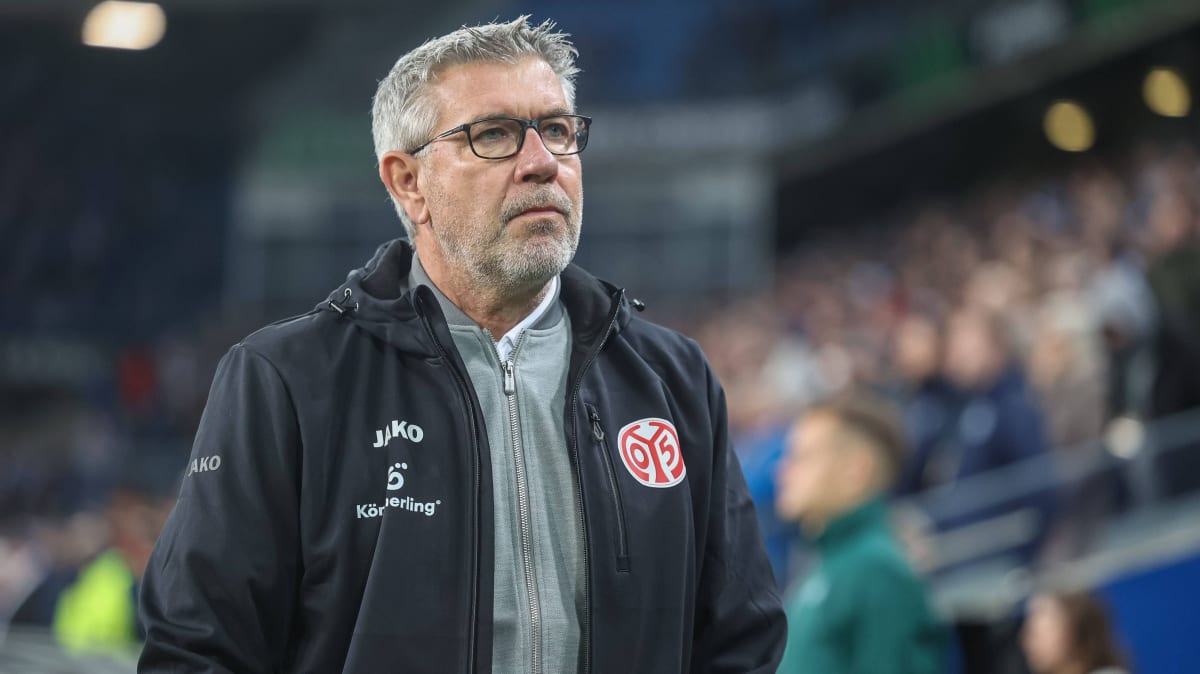 Batz überzeugt beim späten Debüt im Tor von Mainz 05 - kicker