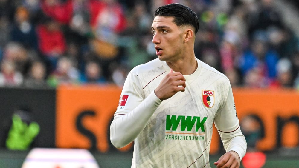 Schon operiert: Yusuf Kabadayi fehlt FC Augsburg monatelang - kicker