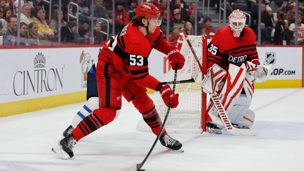 NHL: Seider gelingt Historisches - Lob für Grubauer - kicker