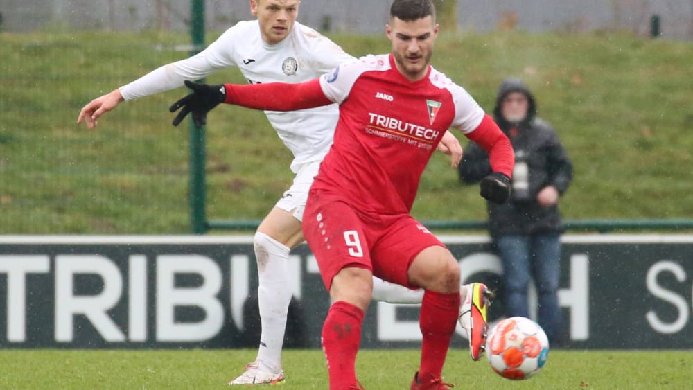 Ausschreitungen: Wegberg-Beeck vs. Ahlen lange unterbrochen - kicker