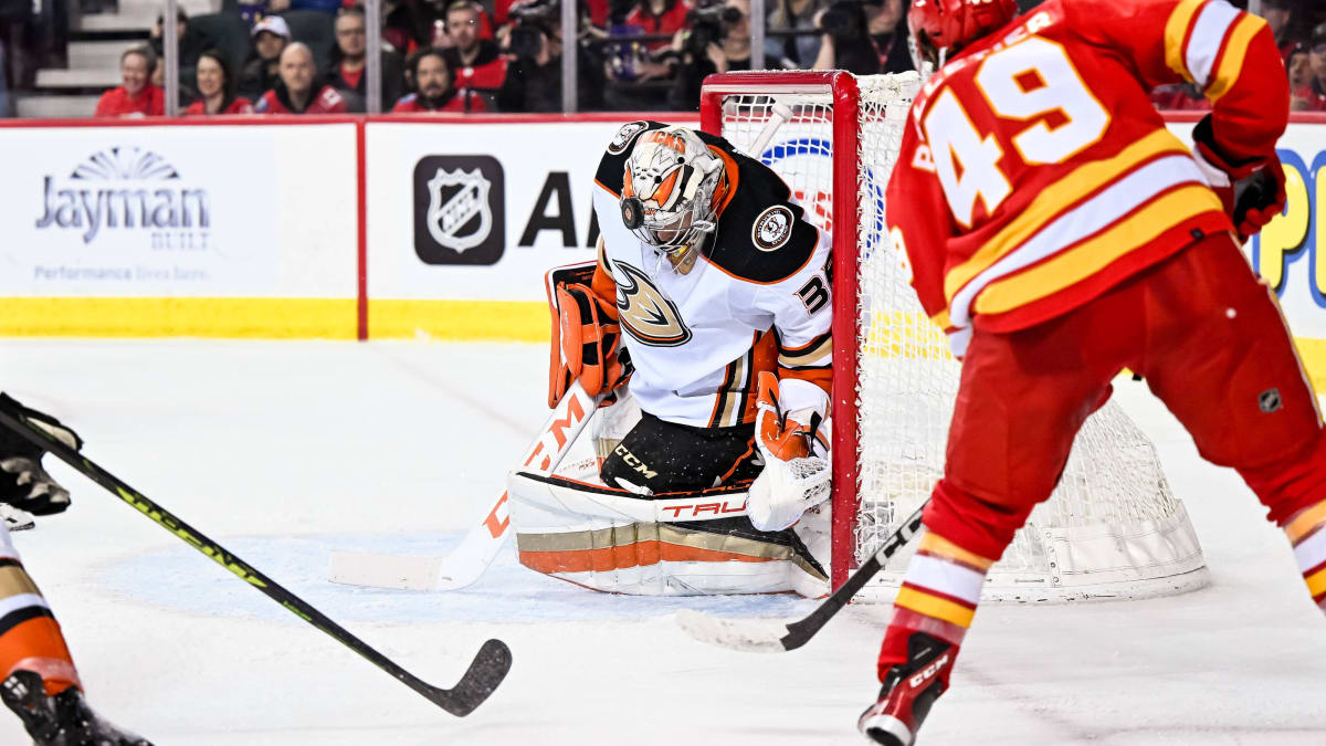 Calgary Flames scheitern am neuen Ducks-Rekordmann Gibson - kicker